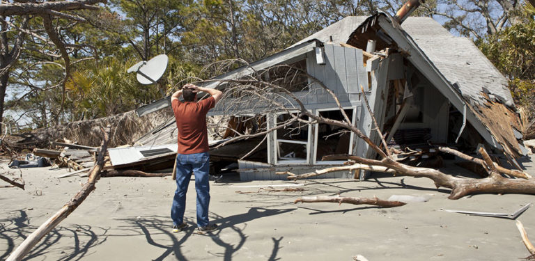 Tsunami, earthquake and other natural disaster early warning system